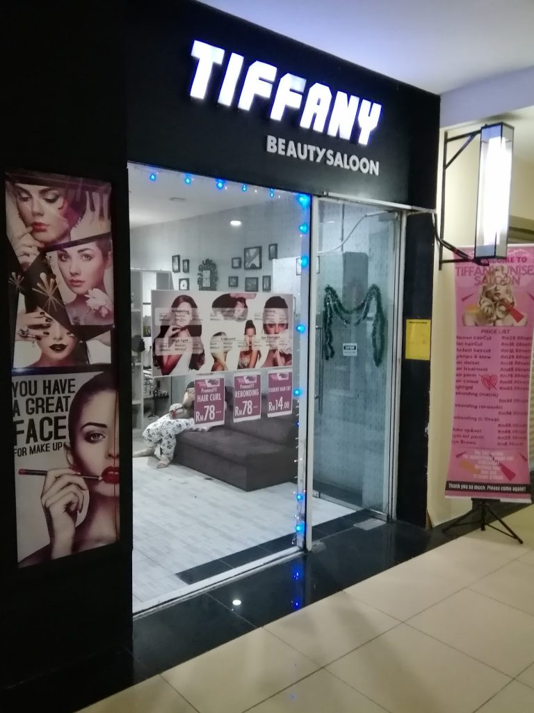 Tiffany Beauty Saloon - Reviewbah