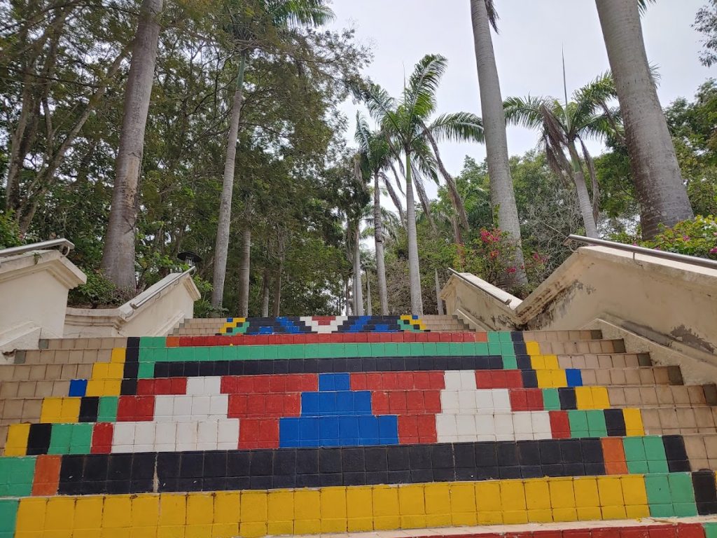 UMS Stairs with Pinakol Pattern, Kota Kinabalu | Attractions | Reviewbah