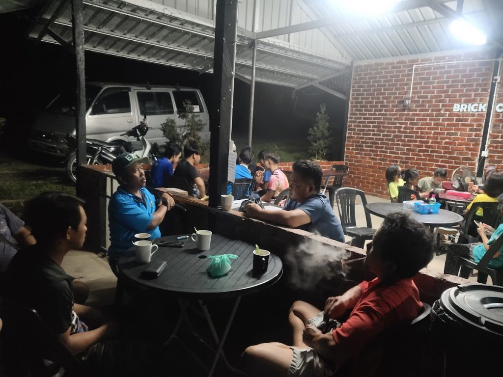 Brick Cafe, Kundasang | Cafe | Reviewbah