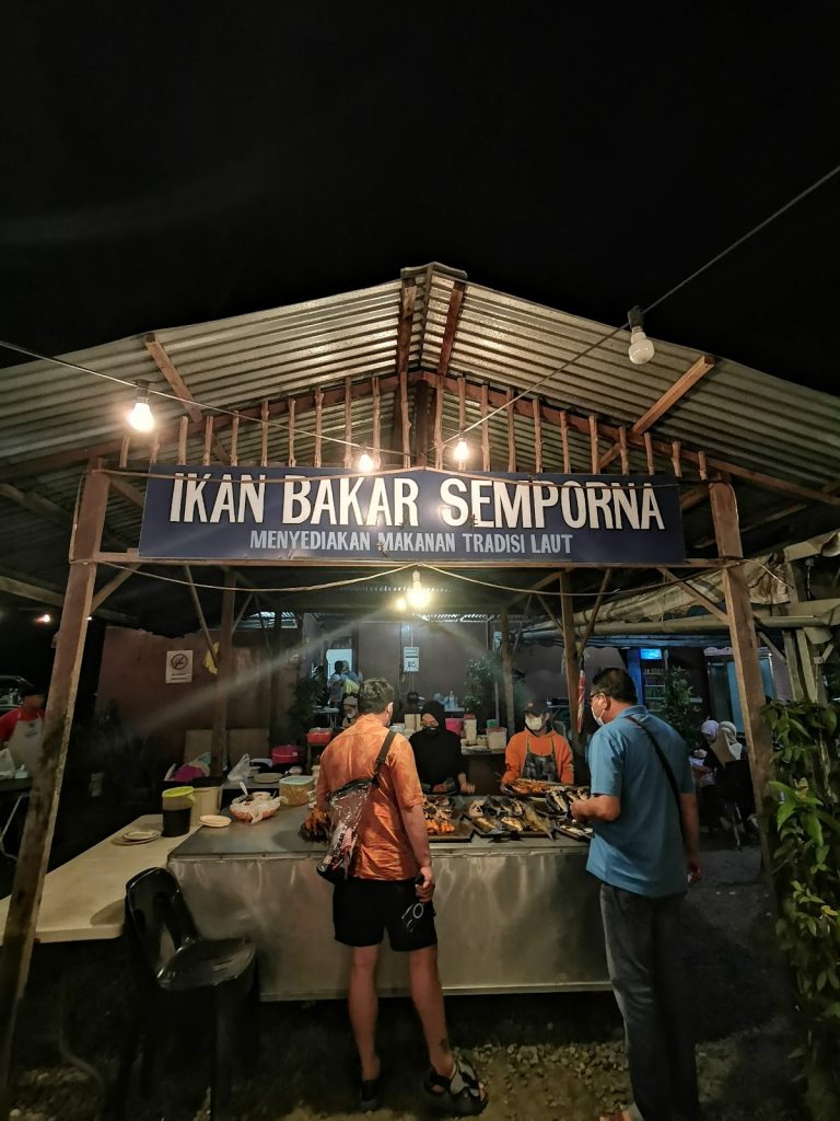 Restoran Ikan Bakar Semporna, Semporna | Seafood | Reviewbah