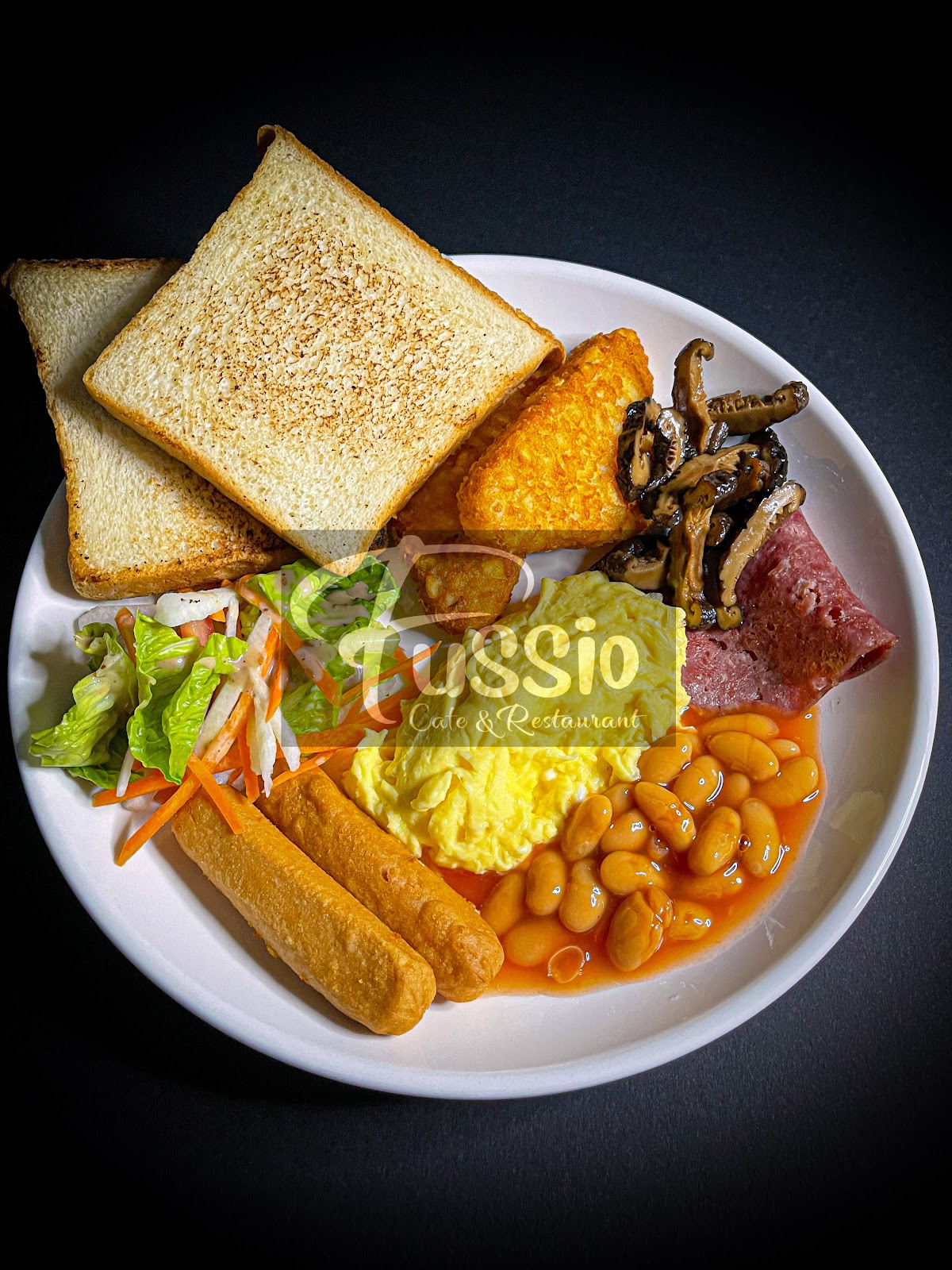 Fussio Cafe & Restaurant - Reviewbah