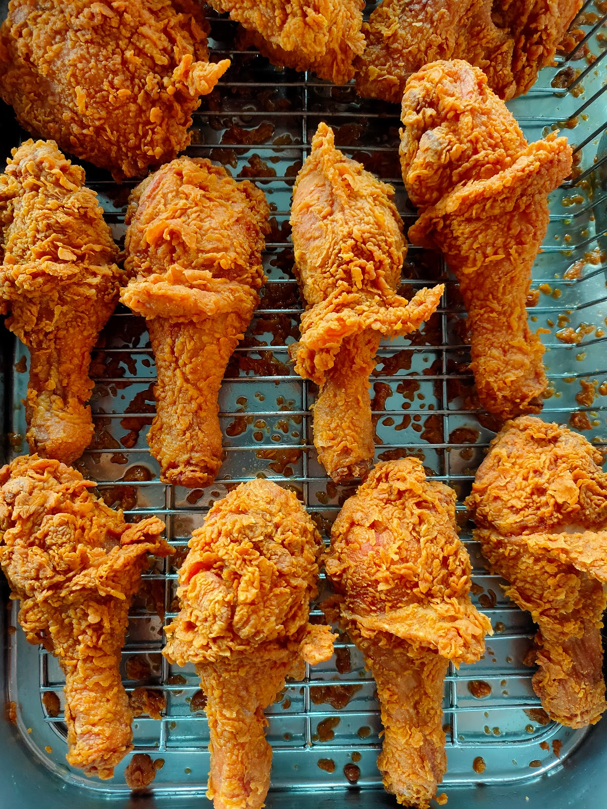 Muiz Hot Chicken Sentul - Reviewbah