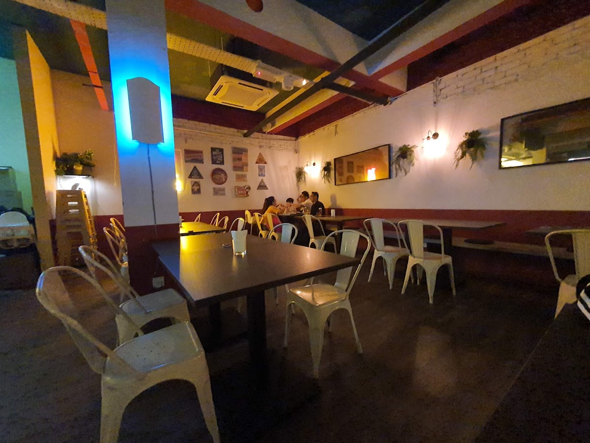 Sip And Chill Restaurant And Bar Sip And Chill 酒馆 - Reviewbah