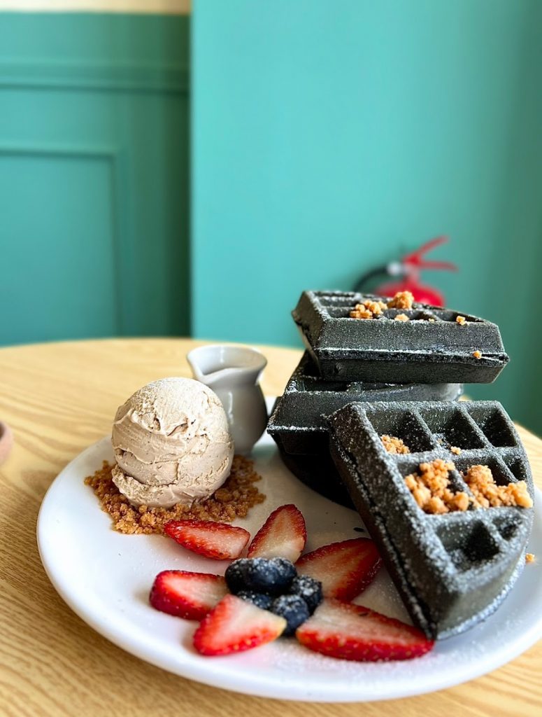 Sixteen Handcraft Dessert Cafe - Reviewbah.com