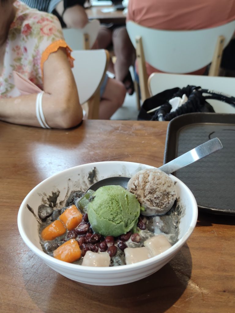 Snowflake Kuchai Lama - Reviewbah