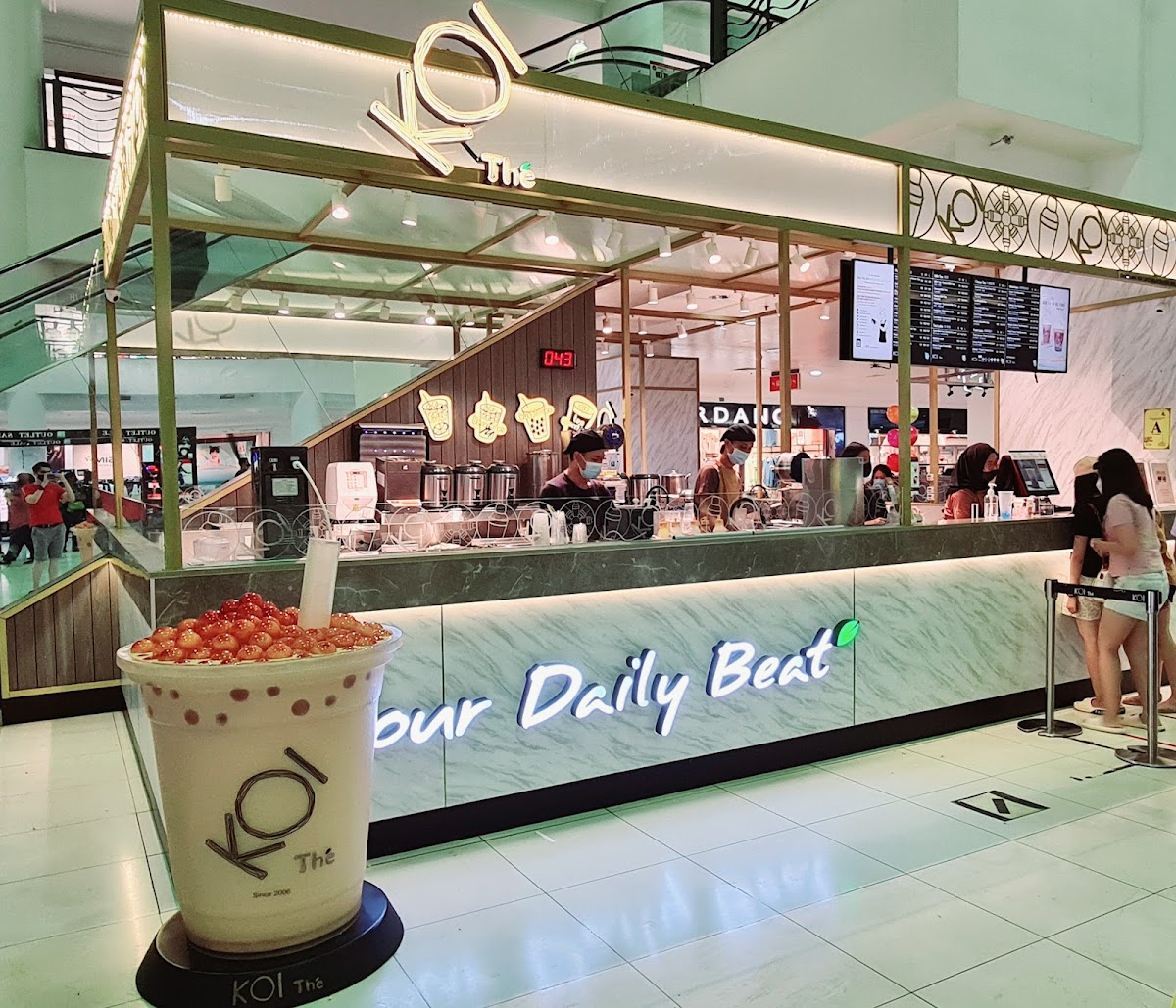 KOI Thé Mahkota Parade - Reviewbah